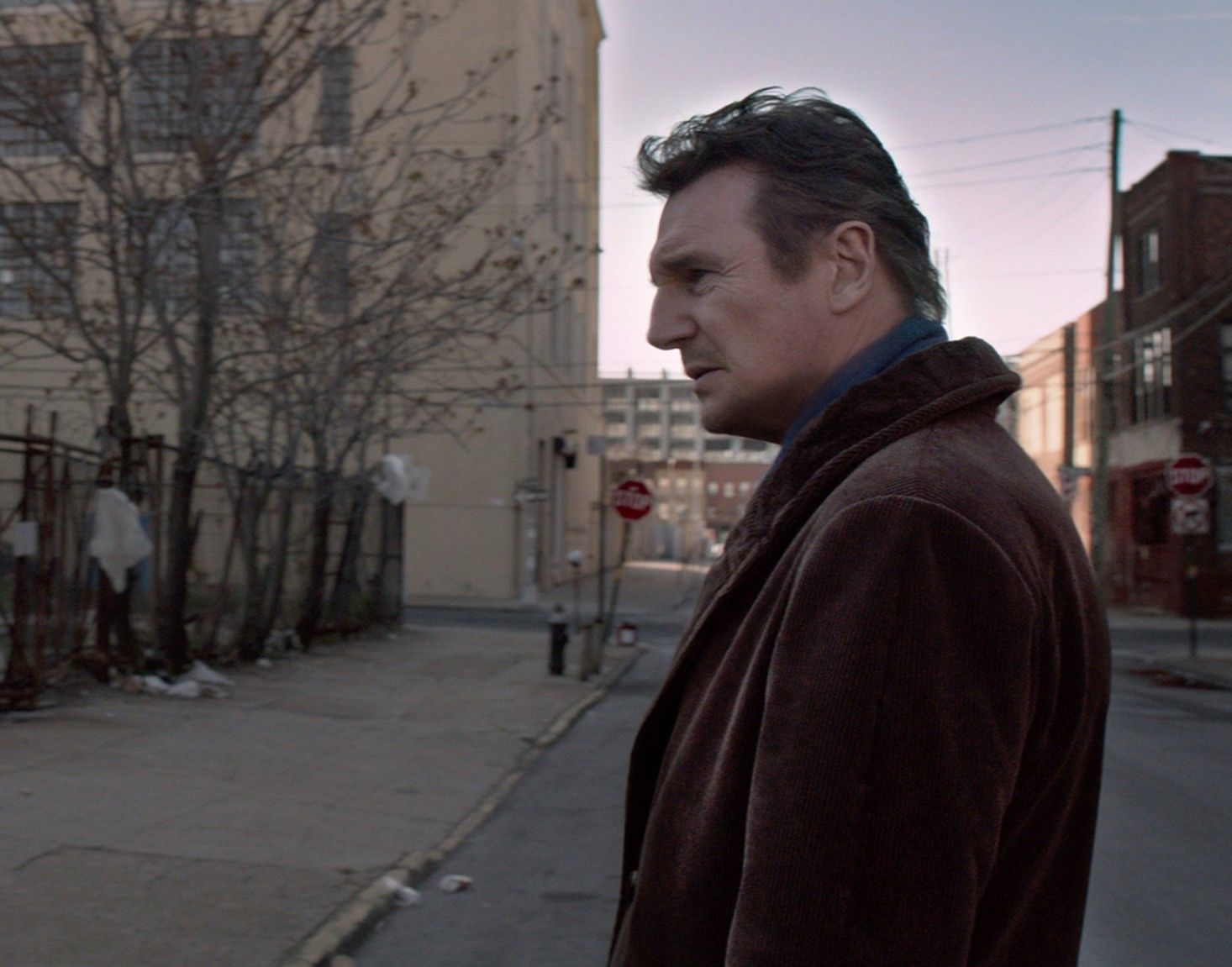 Watch how Florence Pugh survived her Thunderbolts* skyscraper jump