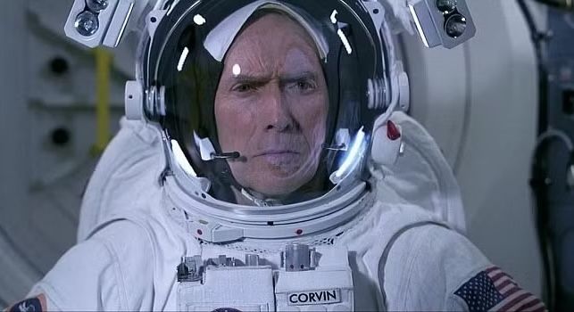 Space Cowboys is Clint Eastwood's farewell to summer blockbusters