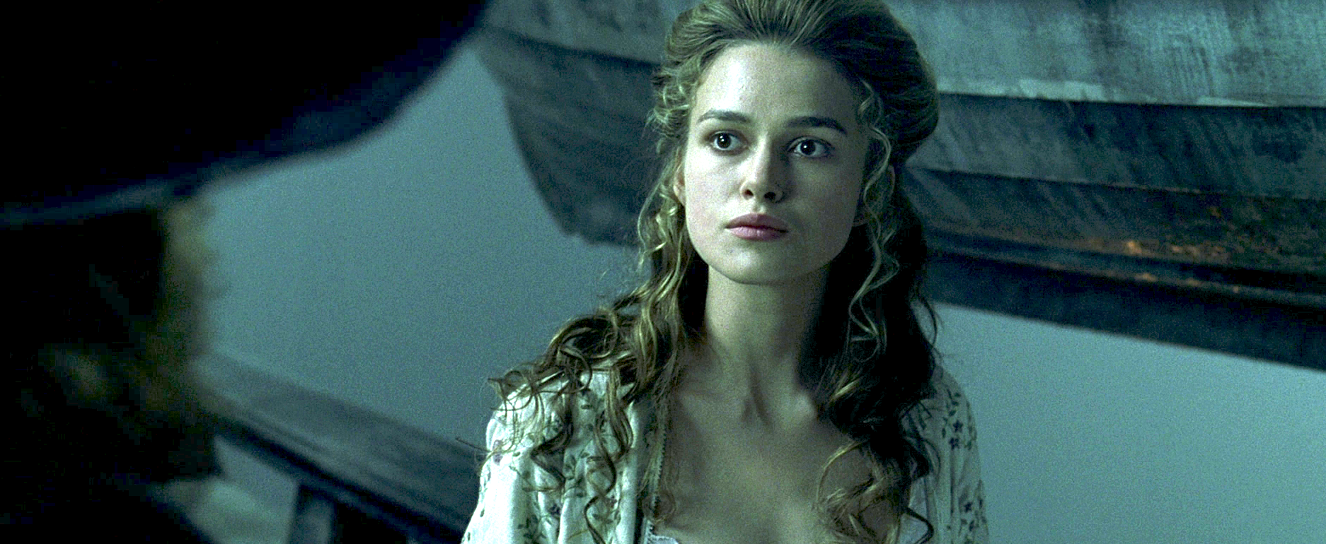 Elizabeth Swann’s 16 Pirates of the Caribbean costumes, ranked