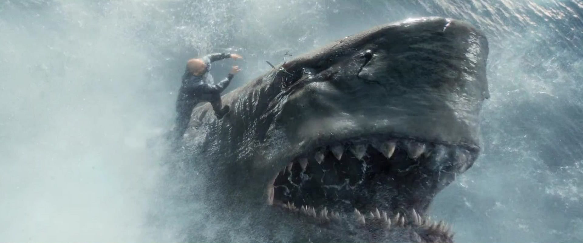 9 reasons to watch The Meg, a movie where Jason Statham punches a shark